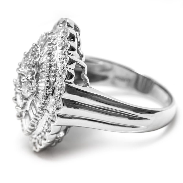 2.00 ct Natural White Diamonds Ring For Sale at 1stDibs