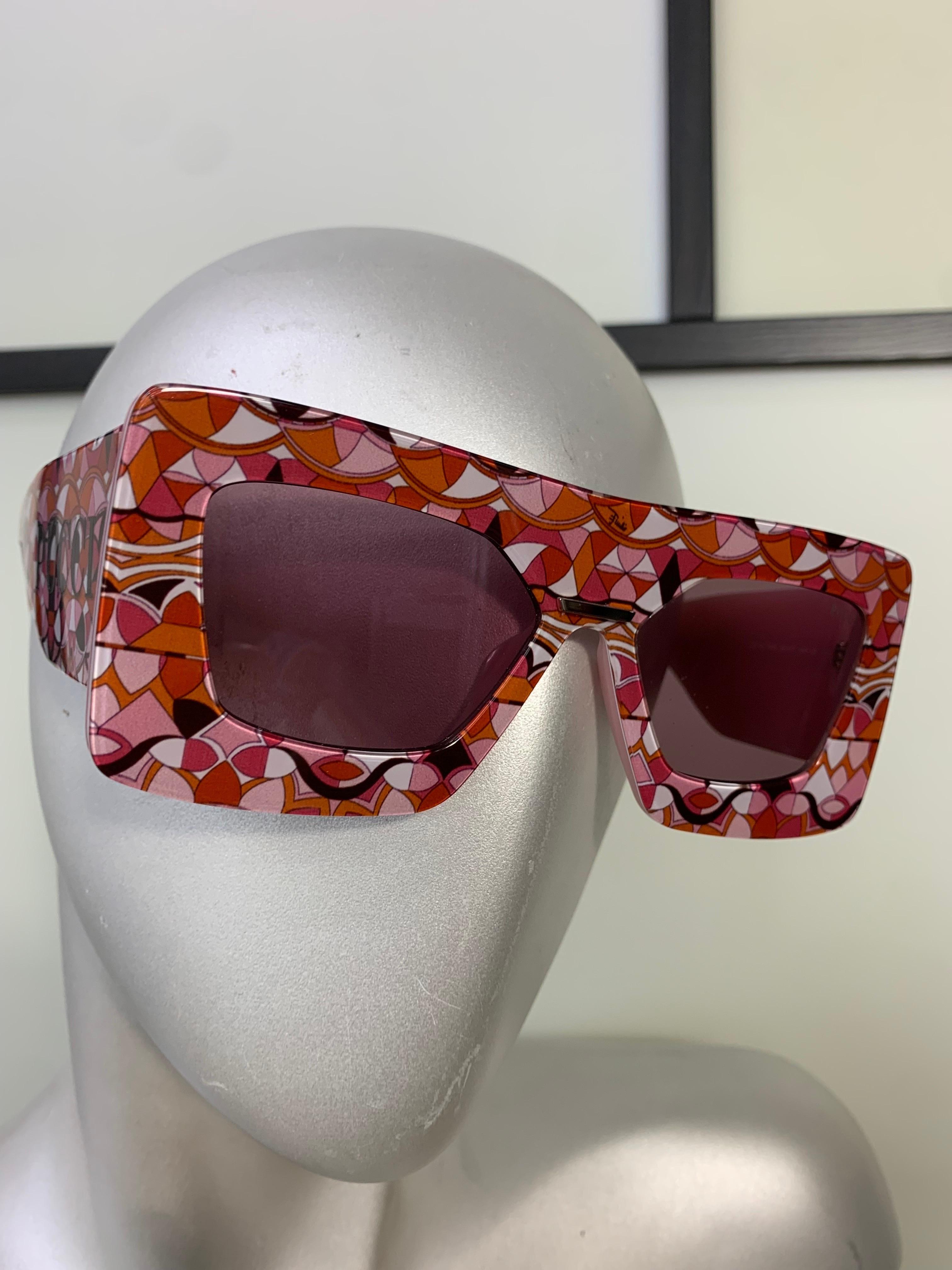 2000 Emilio Pucci Striking Design In a Classic Pucci Print of Pink and ...