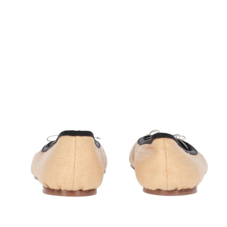 2000s Alaïa beige raffia ballet flats with black details at 1stDibs ...