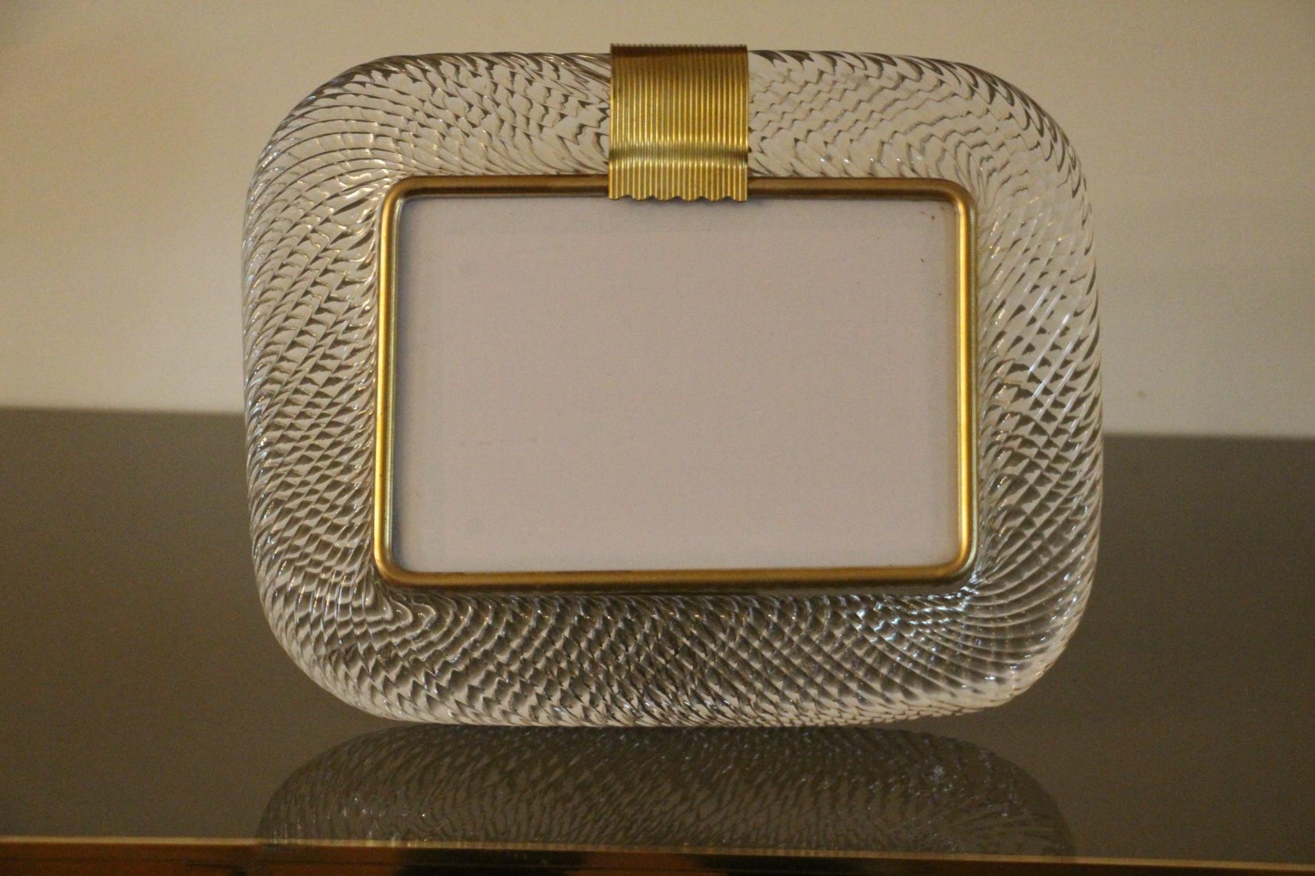 Cadre en verre de Murano torsadé et laiton des années 2000 par Barovier ...
