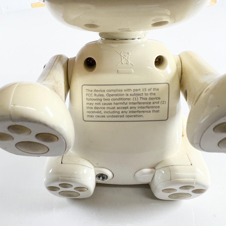 2000s Cute Mini Speaker Robotic i Dog Music Loving Canine For Sale at ...