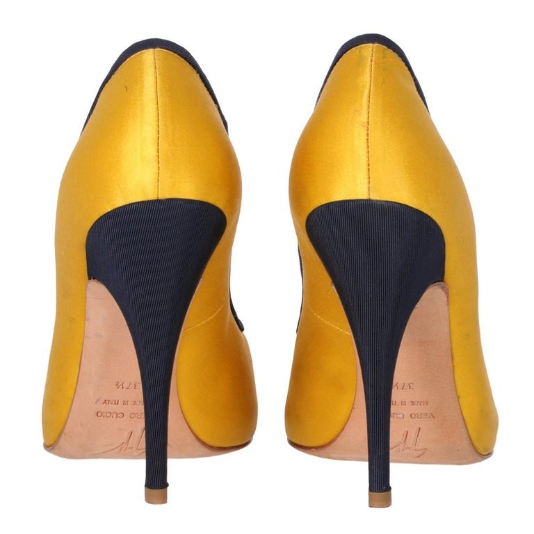2000s Giuseppe Zanotti yellow open-toe décolleté with black details sur ...