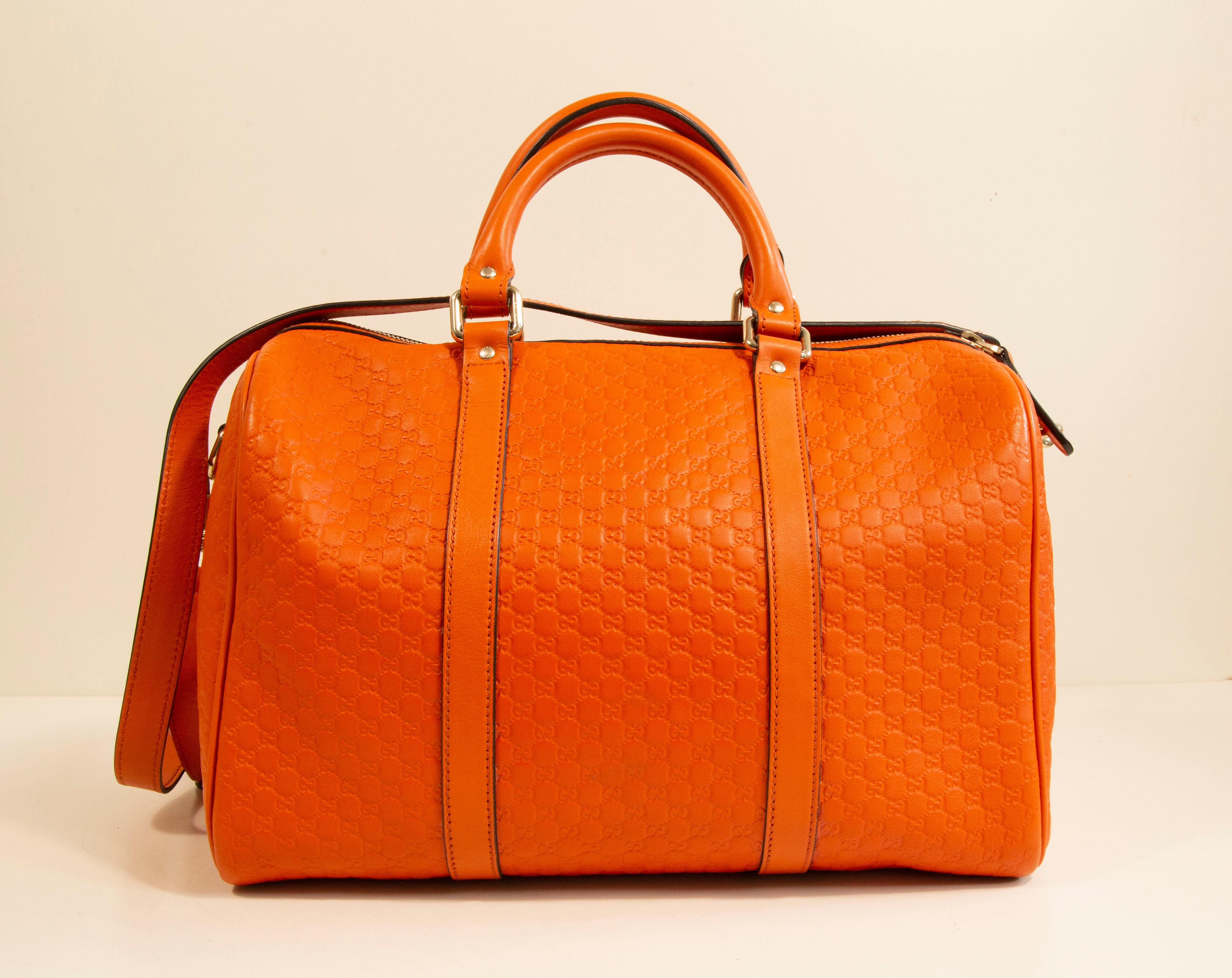 2000s Gucci Orange GG Embossed Leather Boston Bag For Sale at 1stDibs