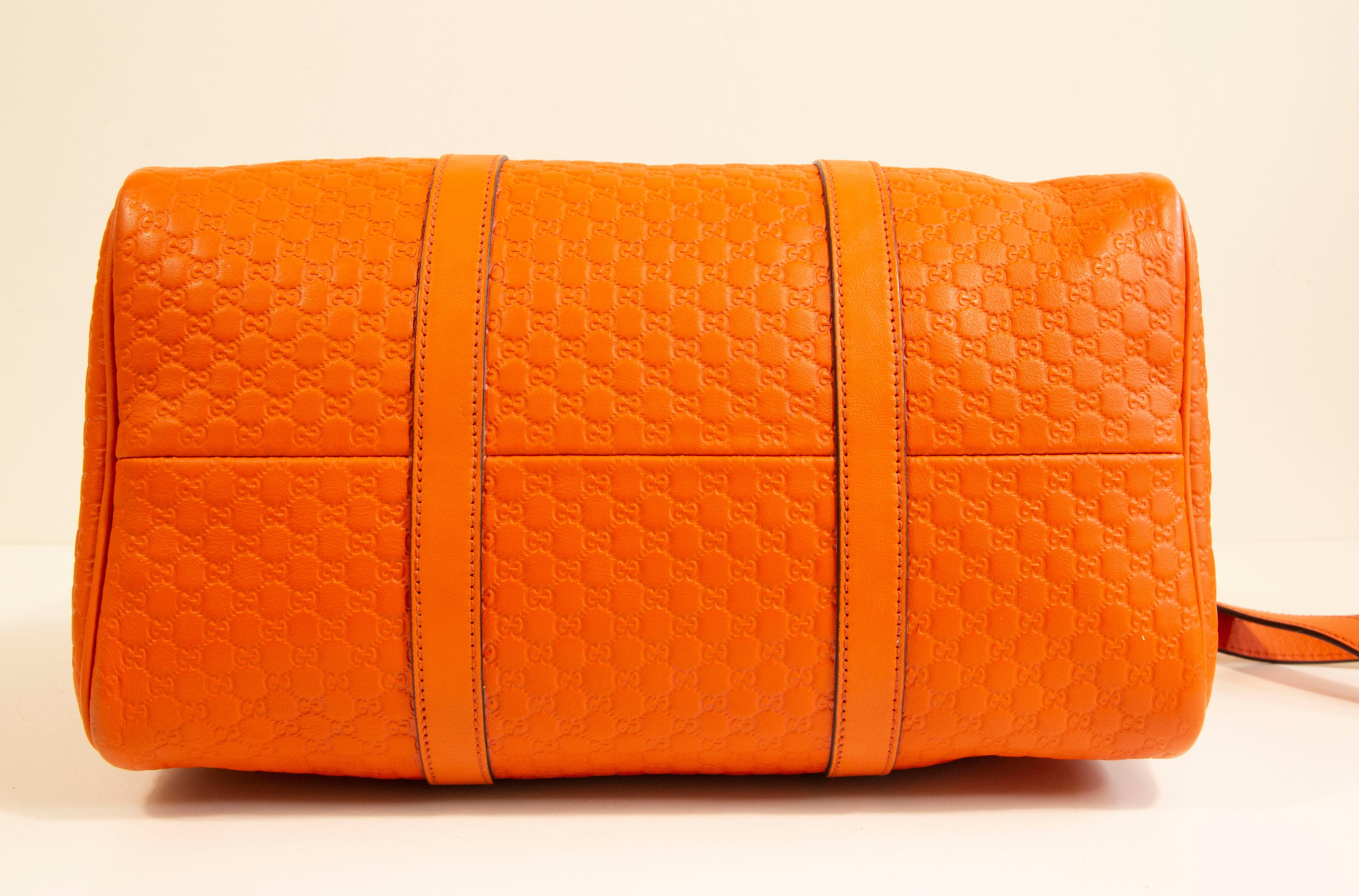 2000s Gucci Orange GG Embossed Leather Boston Bag For Sale at 1stDibs