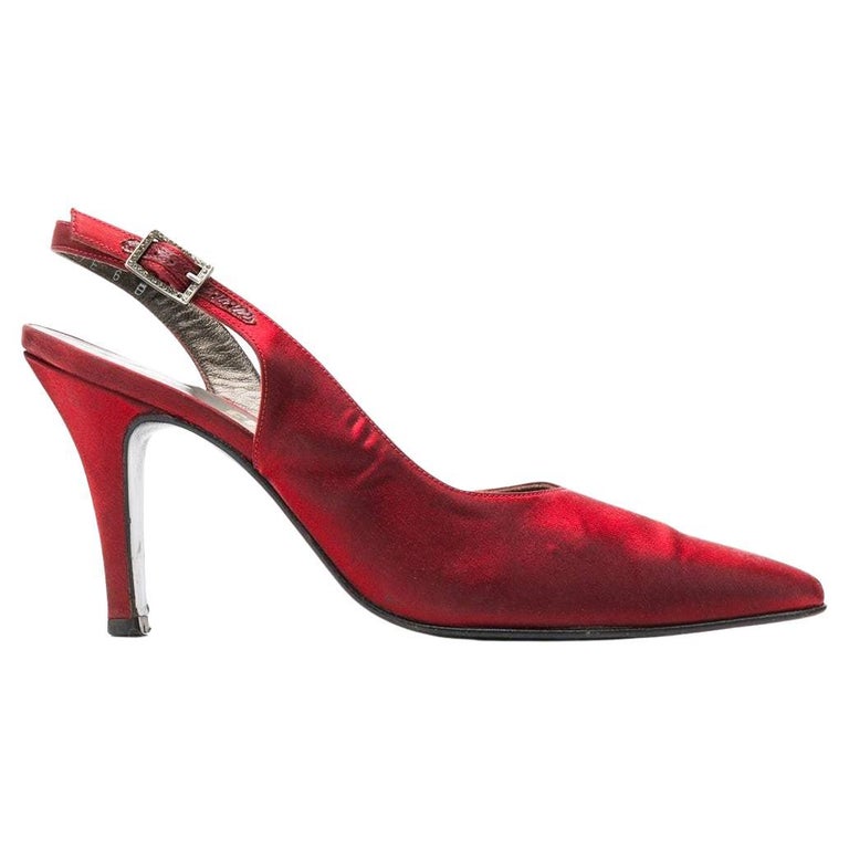 2000s Shiny red Salvatore Ferragamo Vintage slingback pumps For Sale at ...