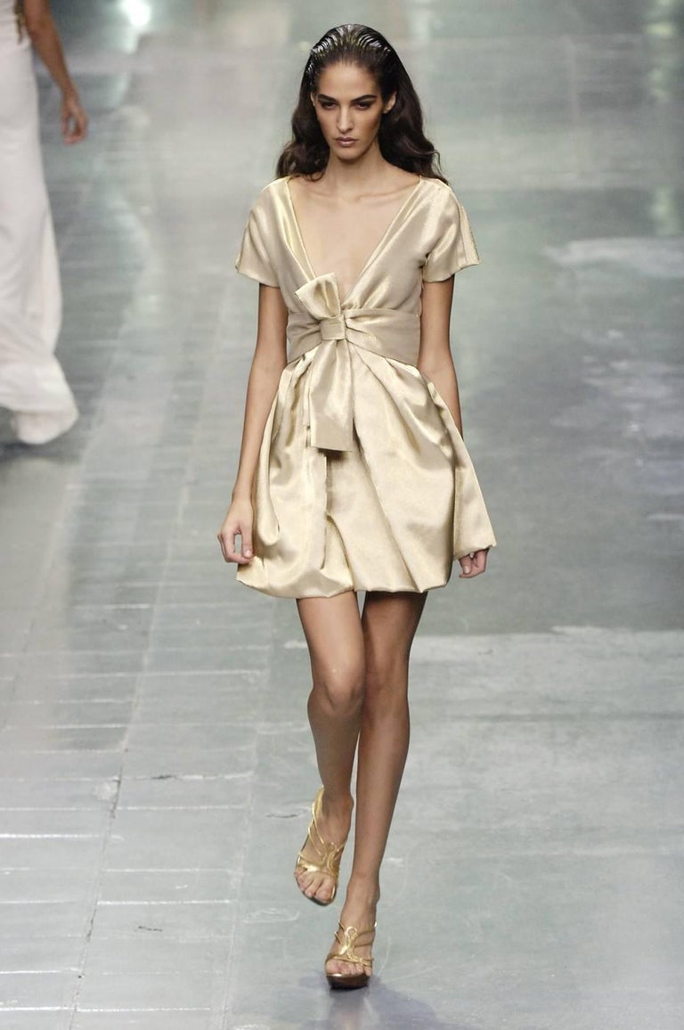 2006 ALEXANDER MCQUEEN cream silk runway dress with bow detail at ...