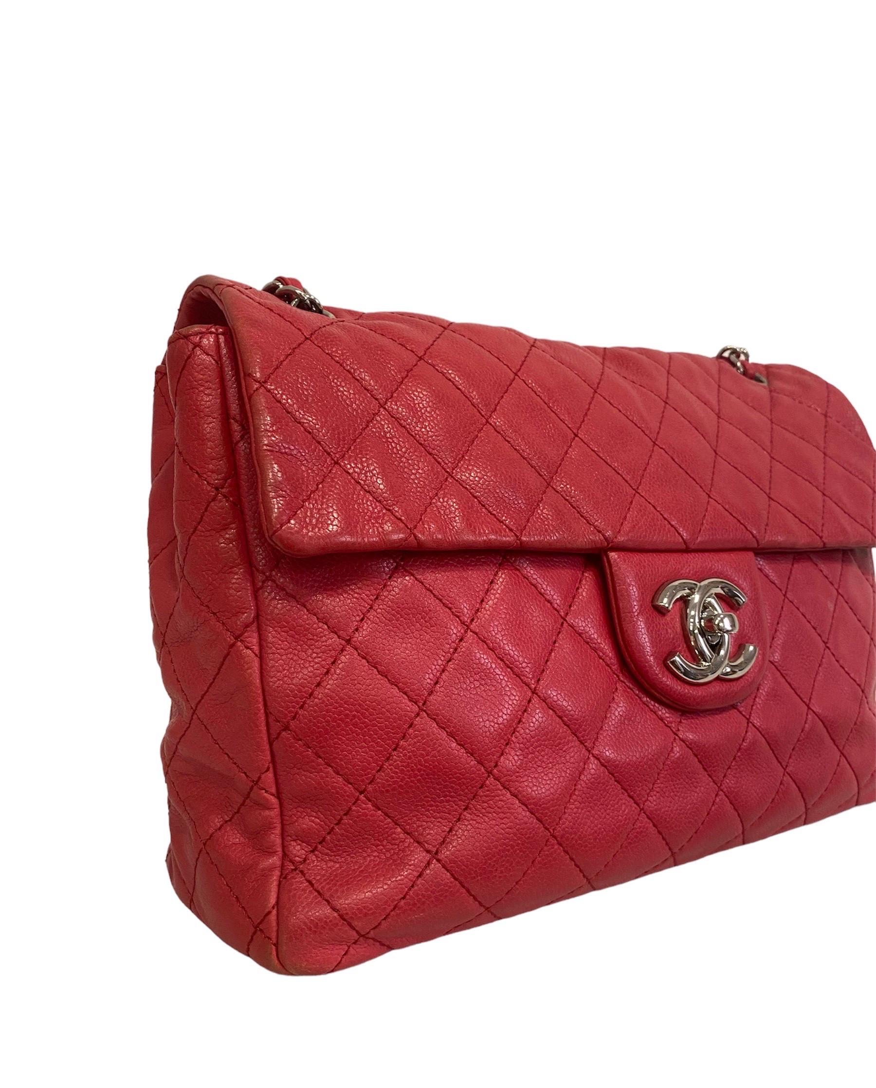 2009 Chanel Maxi Jumbo Red Shoulder Bag For Sale at 1stDibs
