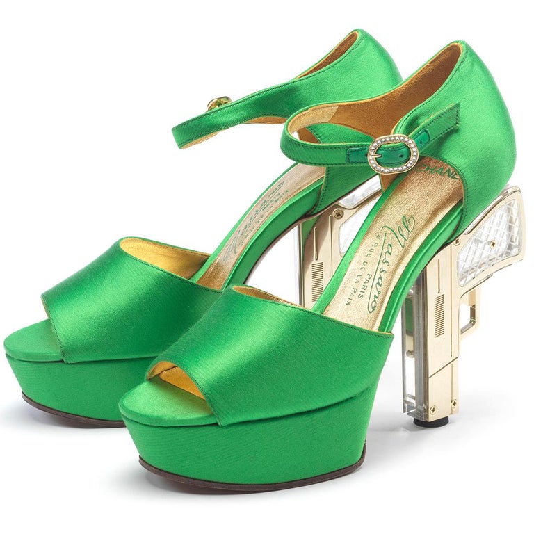 2009 Miami Cruise Collection Massaro for Chanel Green Silk Pistol Heels ...