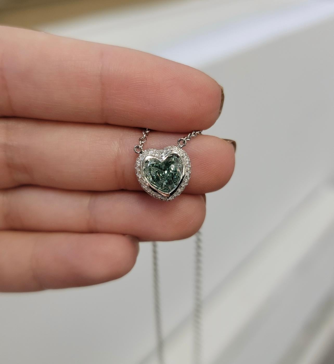 2.00ct Fancy Intense Green Heart GIA Pendant For Sale at 1stDibs