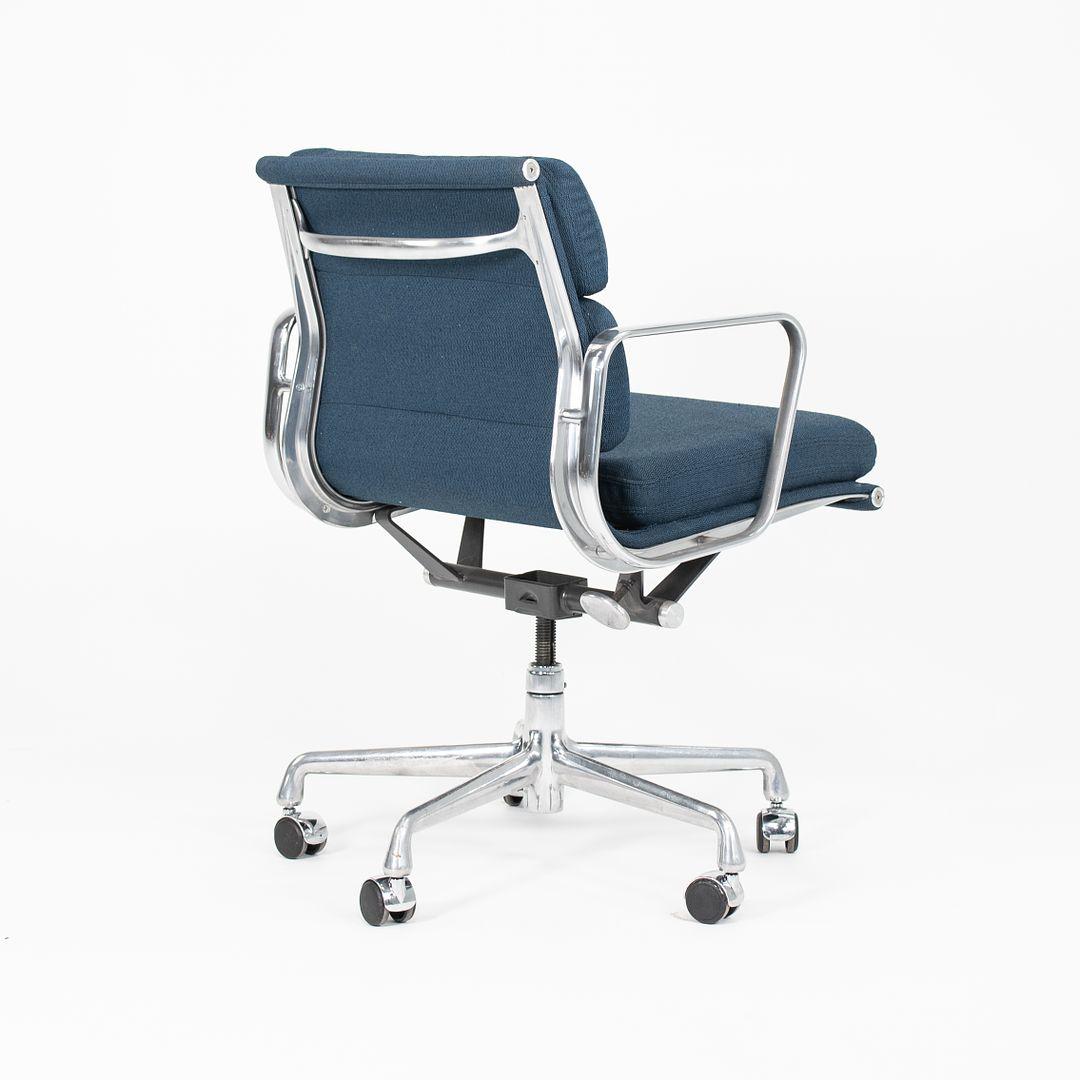 2010s Herman Miller Eames Aluminum Group Soft Pad Management Desk Chair ...