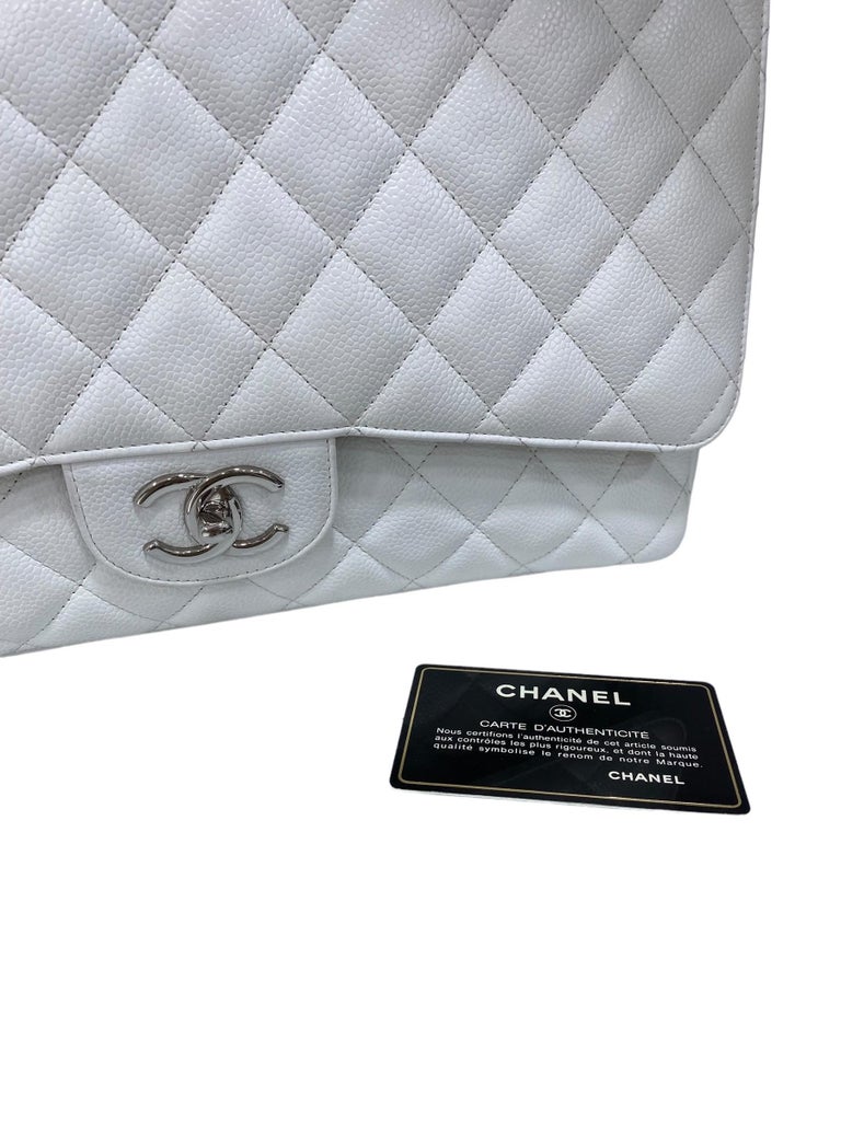 2011 Chanel Maxi Jumbo White Shoulder Bag For Sale at 1stDibs