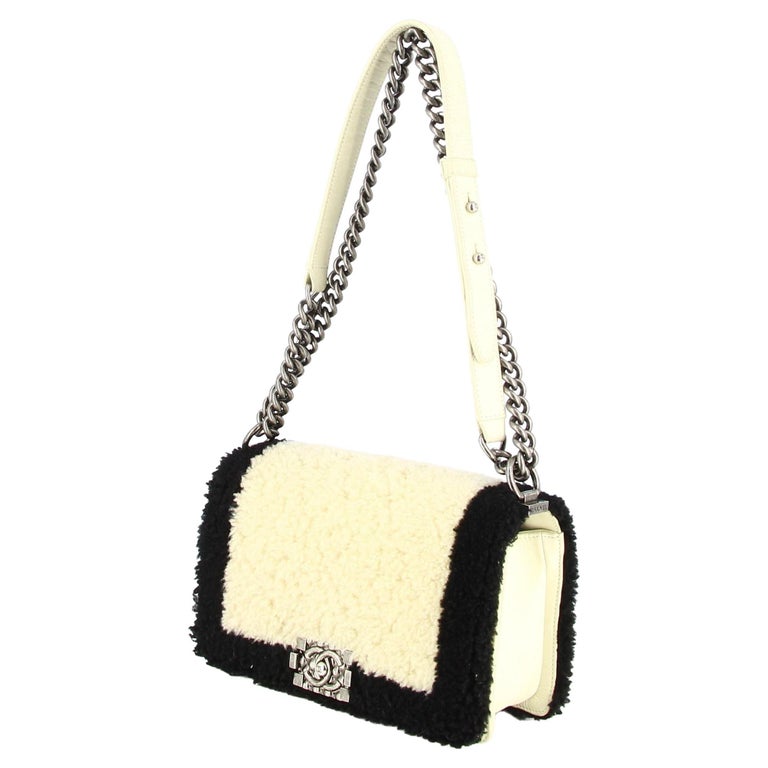 2015-2016 Chanel Beige And Black Sheep Handbag For Sale at 1stDibs