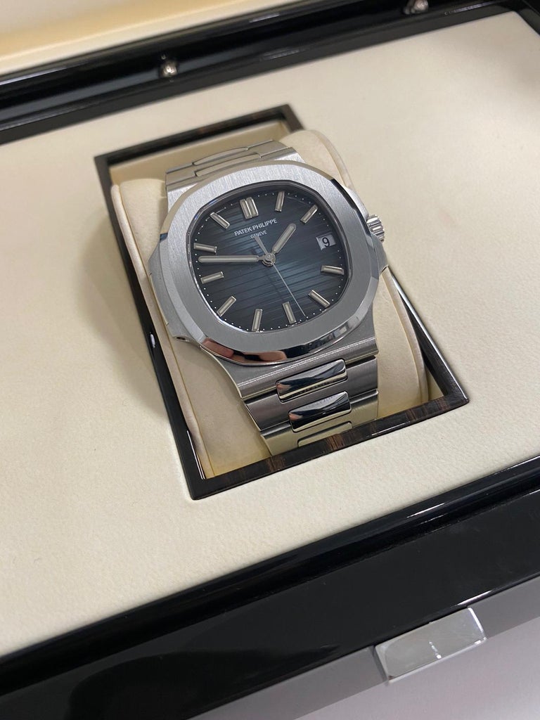 2016 Patek Philippe Nautilus 5711/1a For Sale at 1stDibs