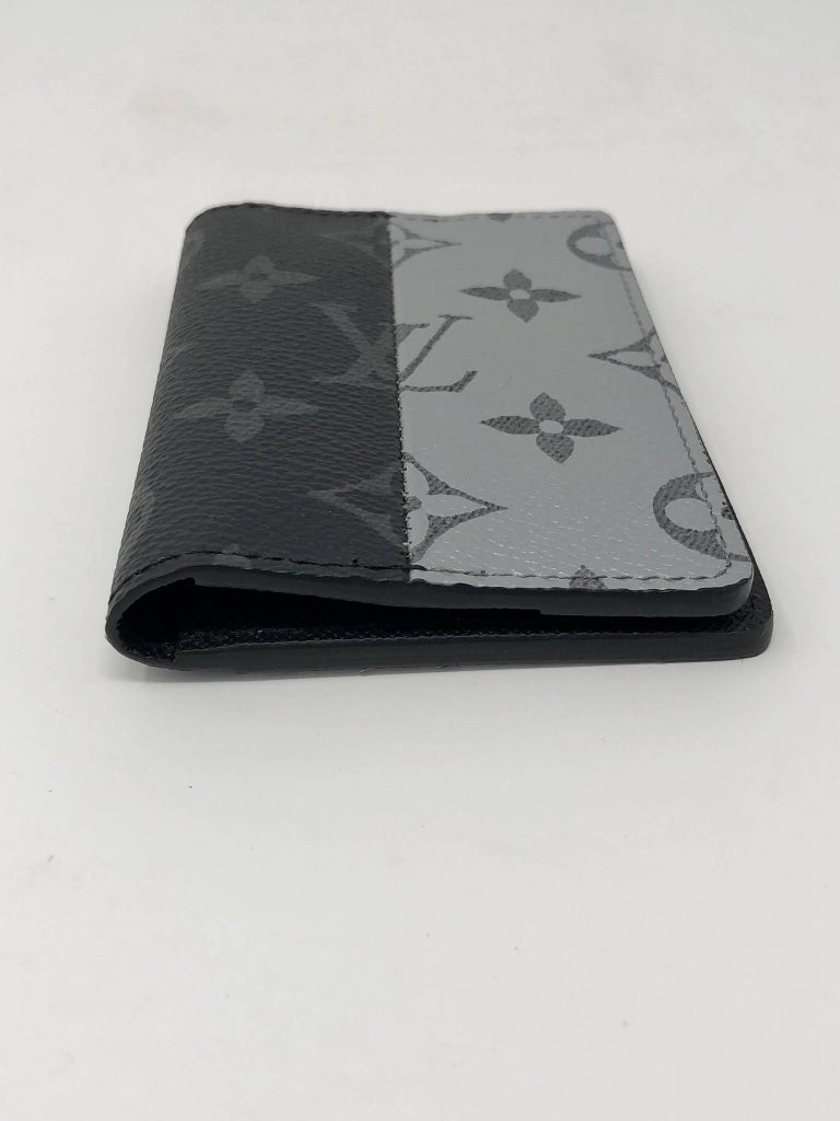 2018 Louis Vuitton Silver Monogram Eclipse Split Pocket Wallet at ...