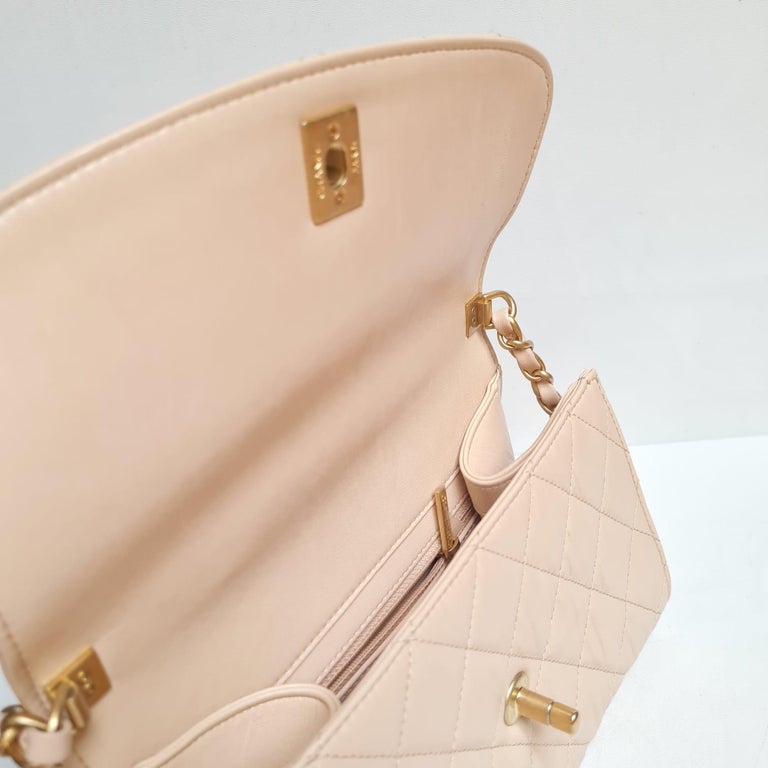2021 Chanel Cream Crinkled Leather Top Handle Bag For Sale at 1stDibs