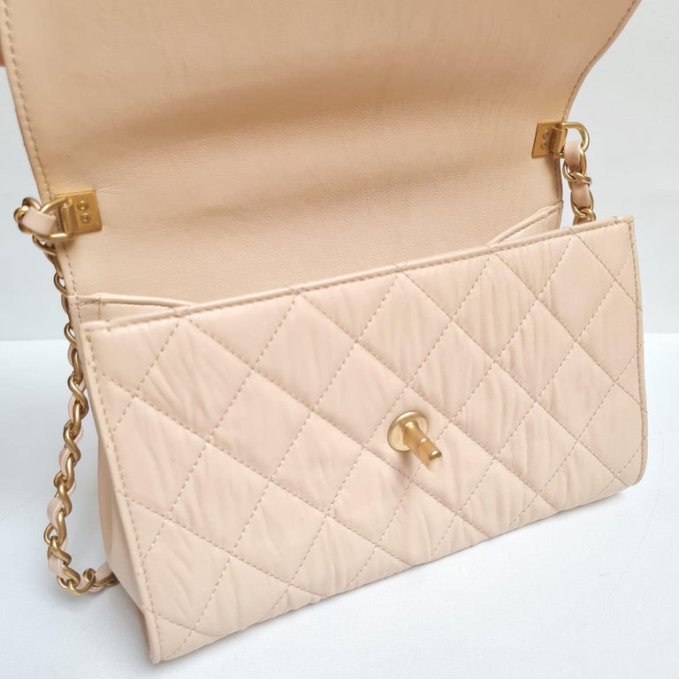 2021 Chanel Cream Crinkled Leather Top Handle Bag For Sale at 1stDibs