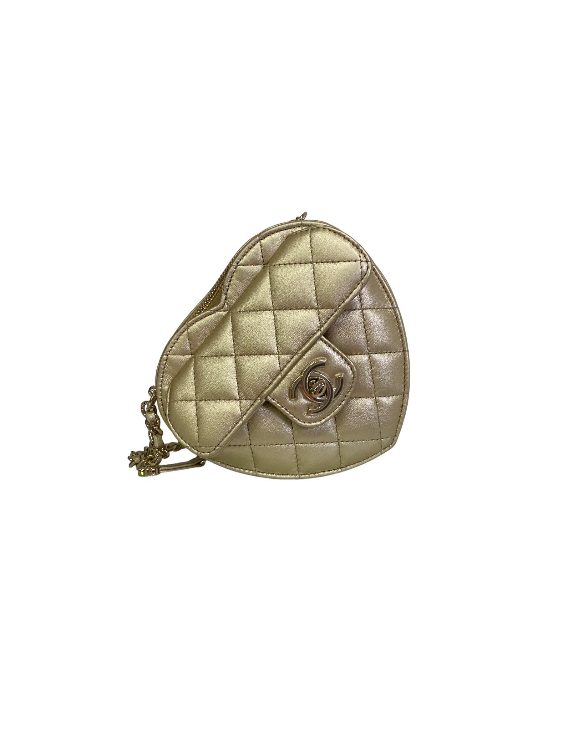 2021 Chanel Heart Bag Gold Shoulder Bag MIni For Sale at 1stDibs ...
