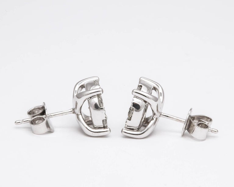 2.04 Carat of Diamonds Cluster Stud Setting Pair of Earrings For Sale ...