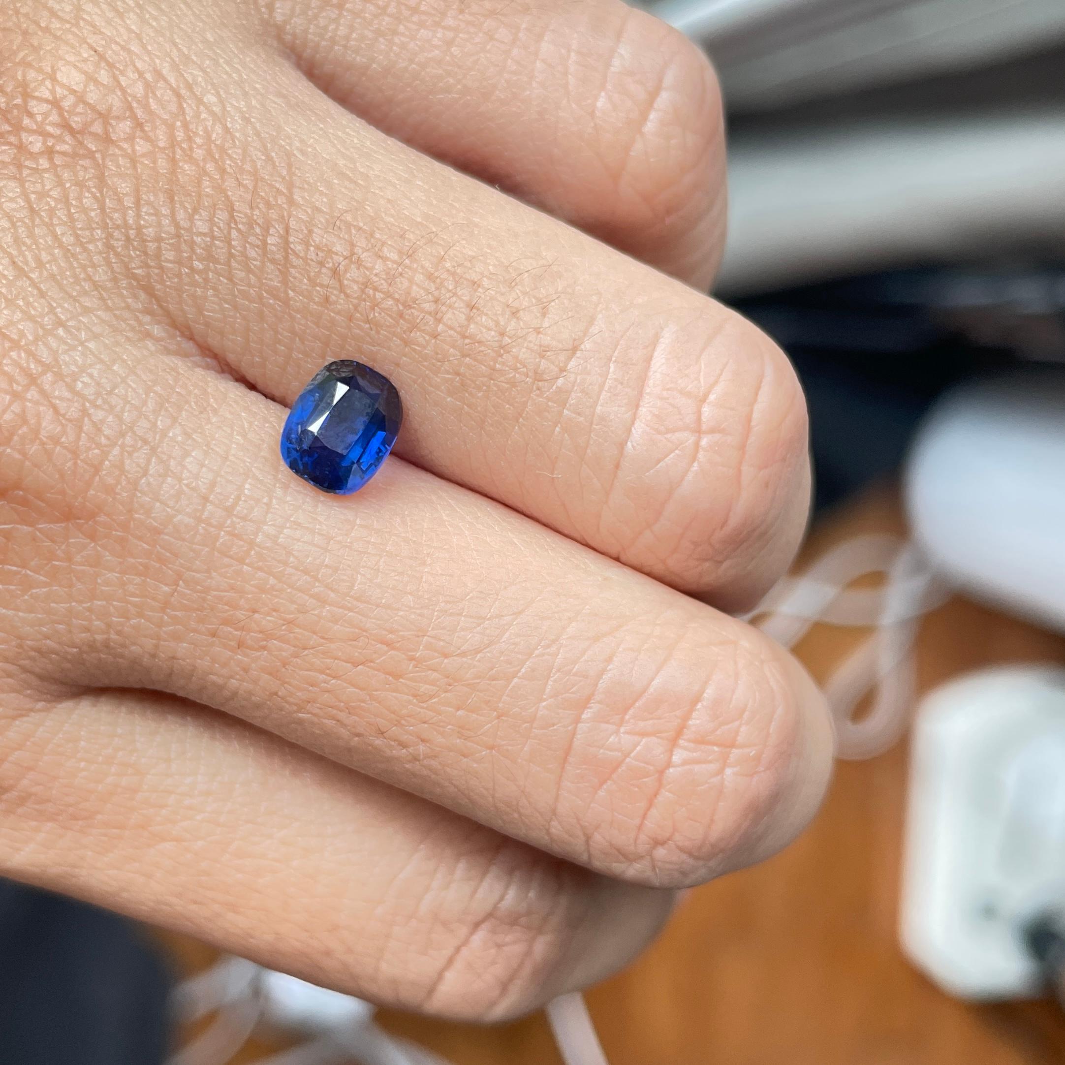 2.04Ct Burmese Unheated Blue Sapphire – GIA Certified (7.69x6.03x4.5 mm ...