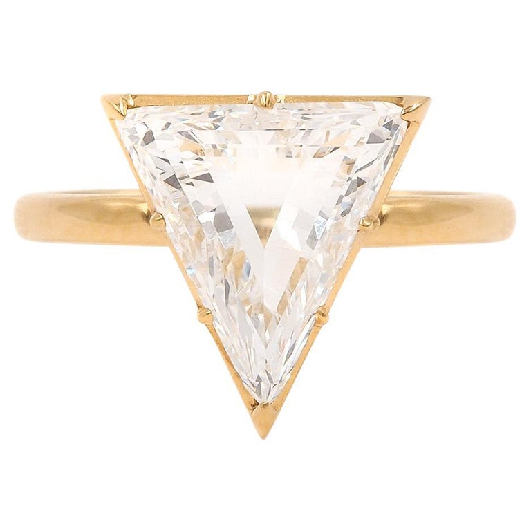 2.07 Carat GIA Triangular Step Cut Diamond Engagement Ring from Bespoke ...