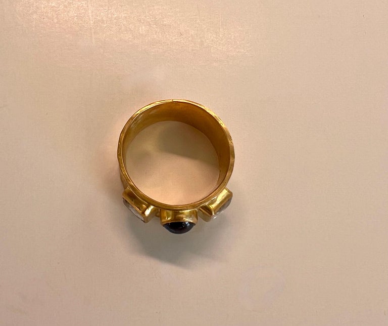 20 Karat and 22 Karat Sapphire and Macle Diamond Ring For Sale at 1stDibs