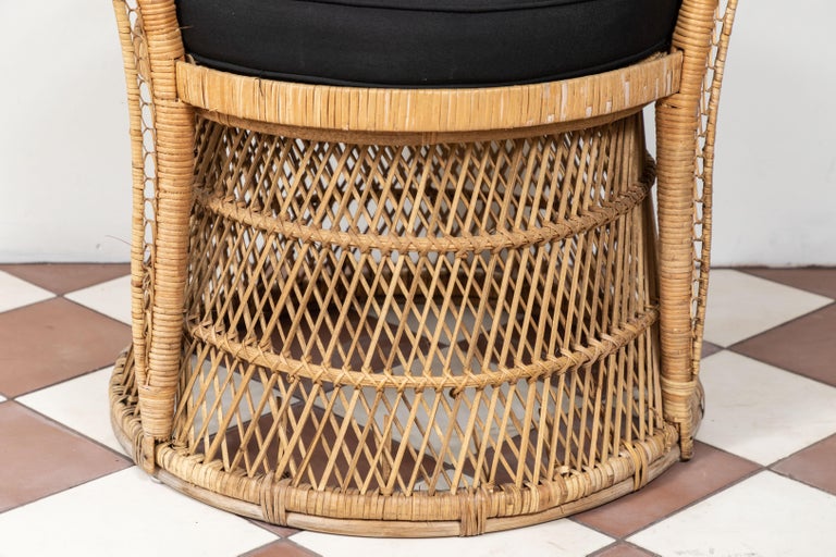 20th Century American Rattan Dining Table with 4 Chairs at 1stDibs