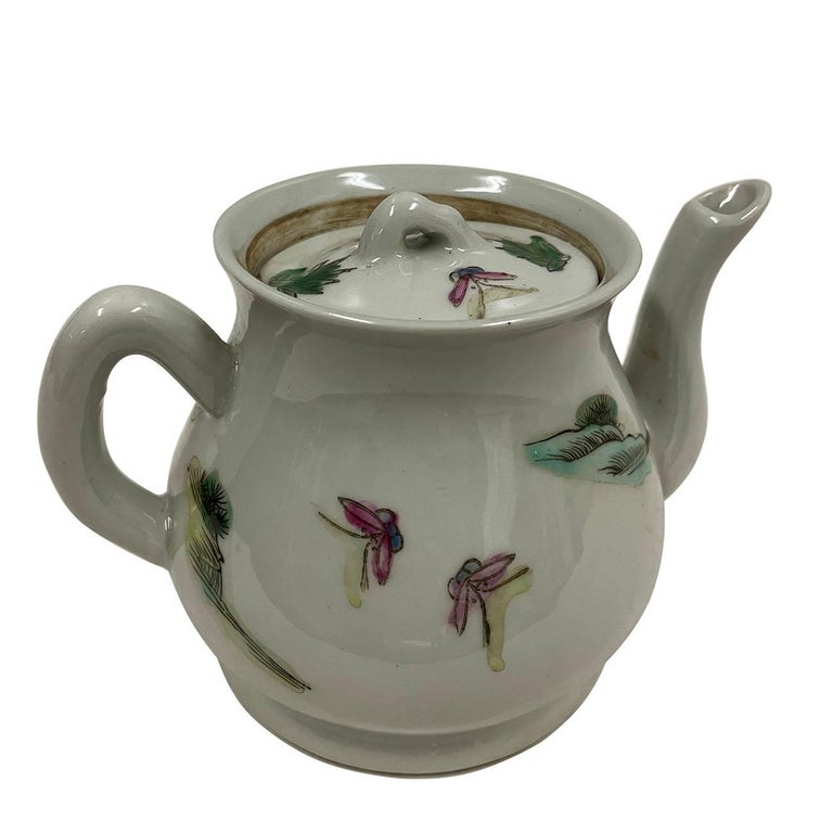 20th Century Antique Chinese Porcelain Tea Pot For Sale at 1stDibs
