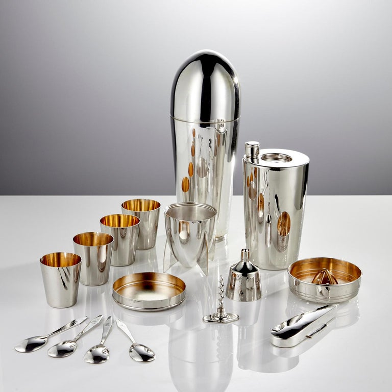 20th Century Art Deco German Zeppelin Cocktail Shaker by J A Henckel ...