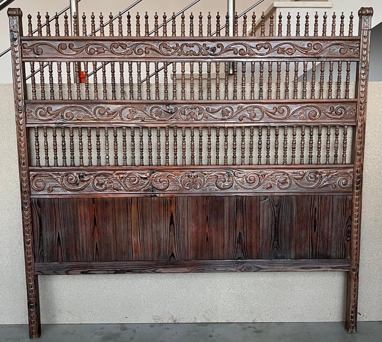 20th Century Baroque Style Queen Size Headboard in Carved Wood For Sale ...