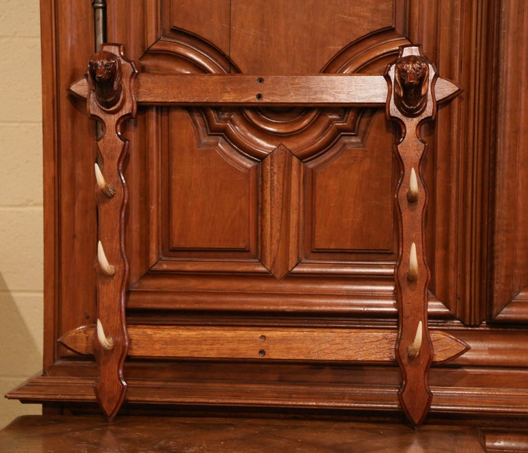 20th Century Black Forest Carved Gun Rack with Horns and Dog Head ...