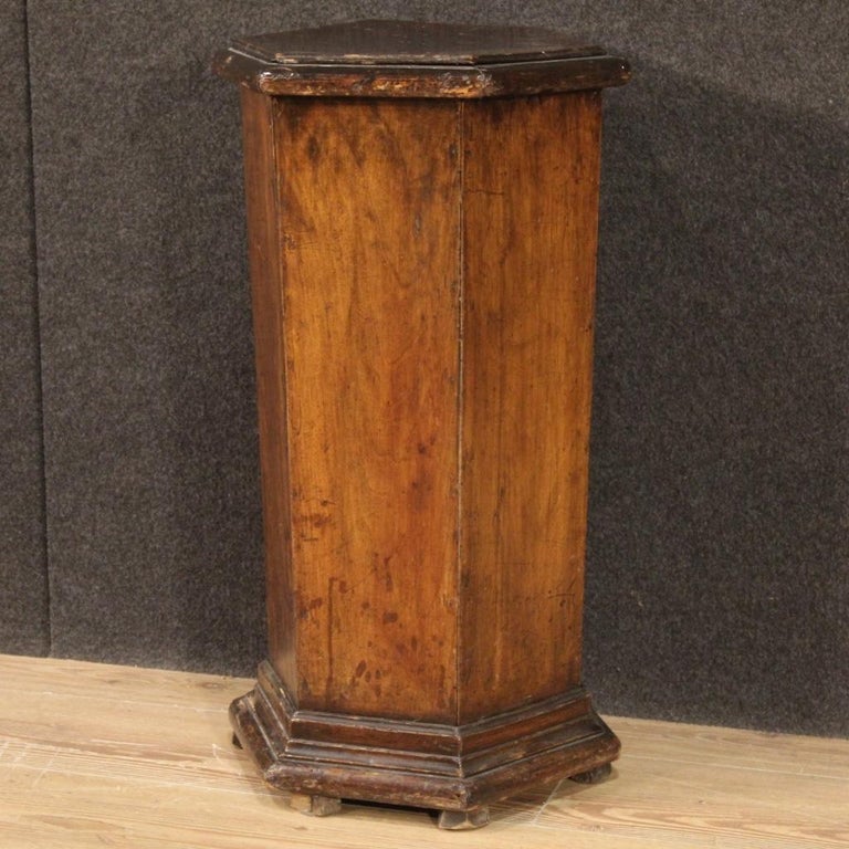 20th Century Carved Walnut and Beech Italian Column, 1920 at 1stDibs