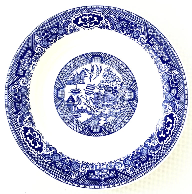 20th Century Ceramic "Blue Willow" Dinnerware by, Royal China Set of 16 ...