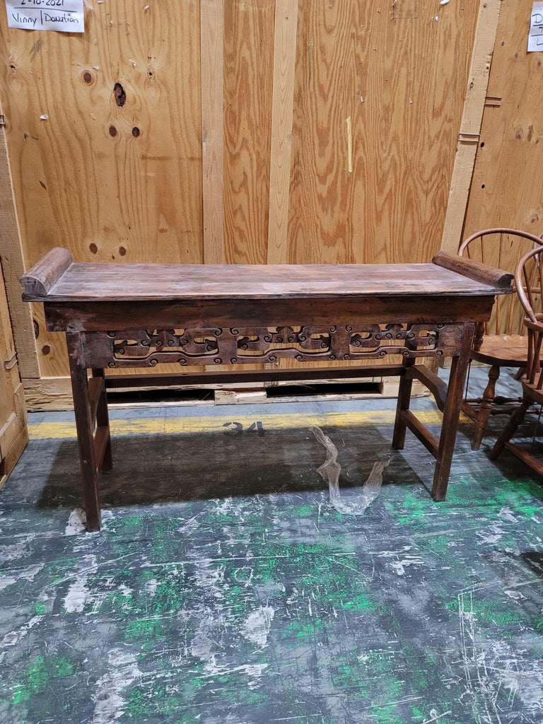20th Century Chinese Altar Table For Sale at 1stDibs