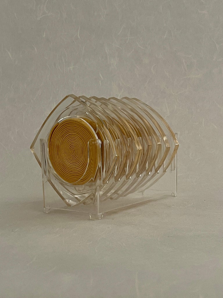 20th Century Clear Acrylic Coasters and Stand For Sale at 1stDibs