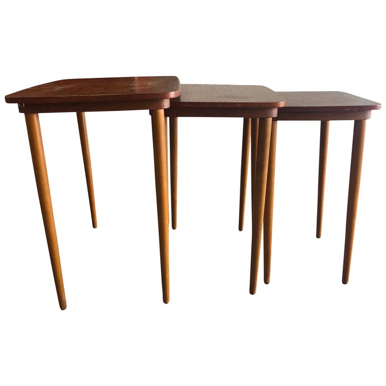20th Century Light-Brown Danish Set of Three Scandinavian Nesting, End ...