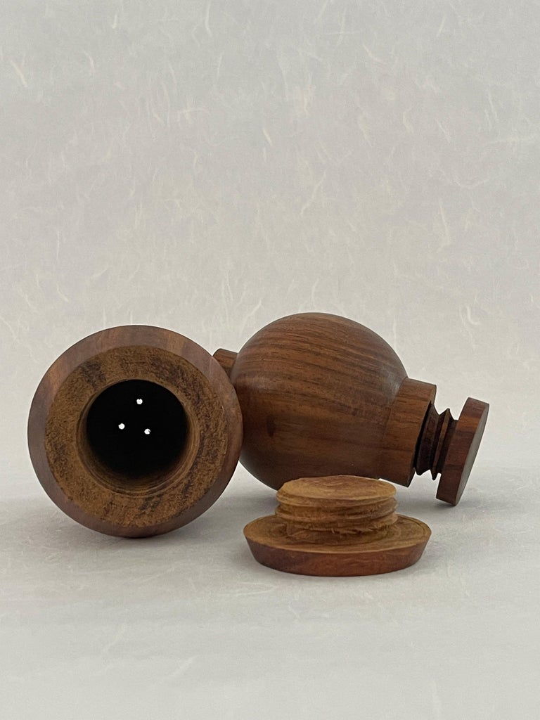 20th Century Danish Walnut S/P Shakers For Sale at 1stDibs