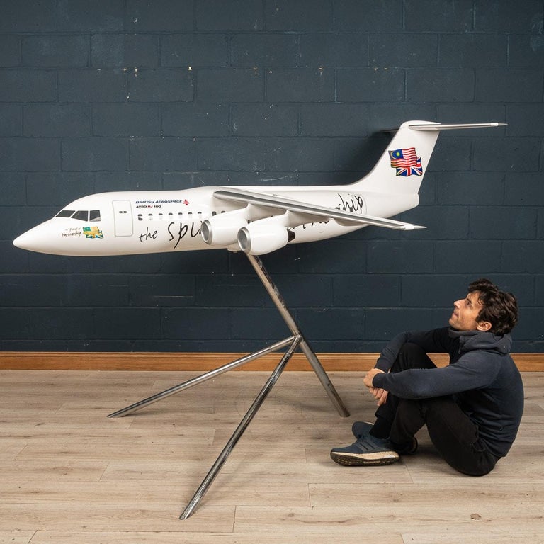 20th Century English Boardroom Display Model Of An Avro RJ, c.1990 For ...