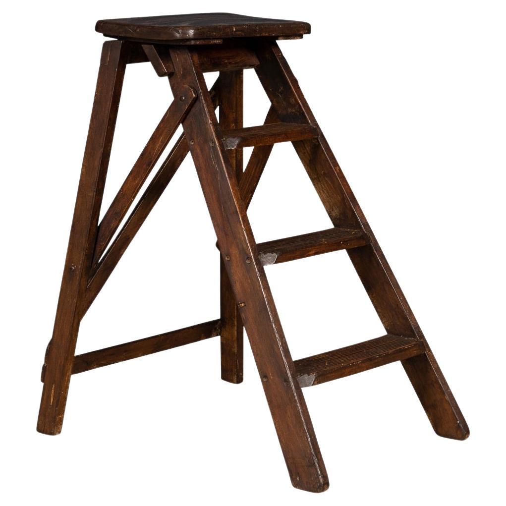20th Century English Foldable Oak Step Ladder, c.1950 For Sale at 1stDibs