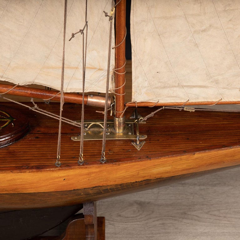 20th Century English Gaff Rigged Racing Pond Yacht, circa 1910 at 1stDibs