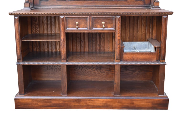 20th Century English Jacobean Style Carved Oak Bar For Sale at 1stDibs