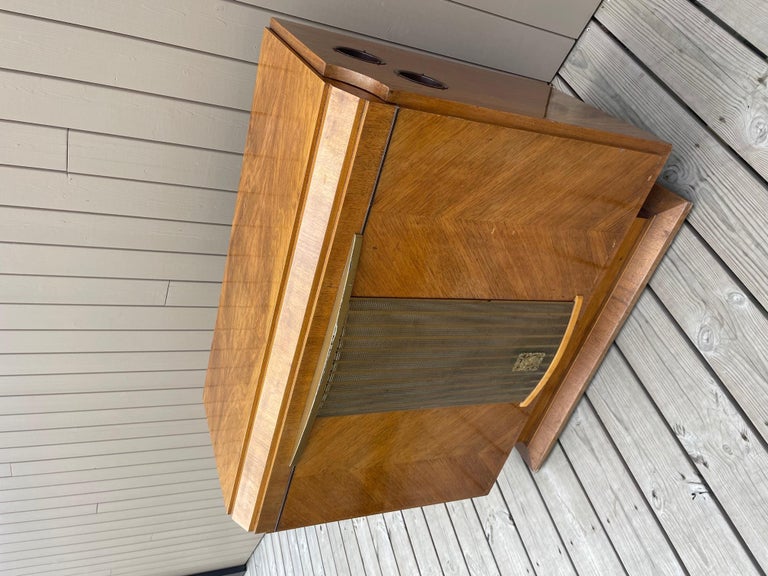 20th Century French "His Master's Voice" Audio Turntable, 1960s at 1stDibs