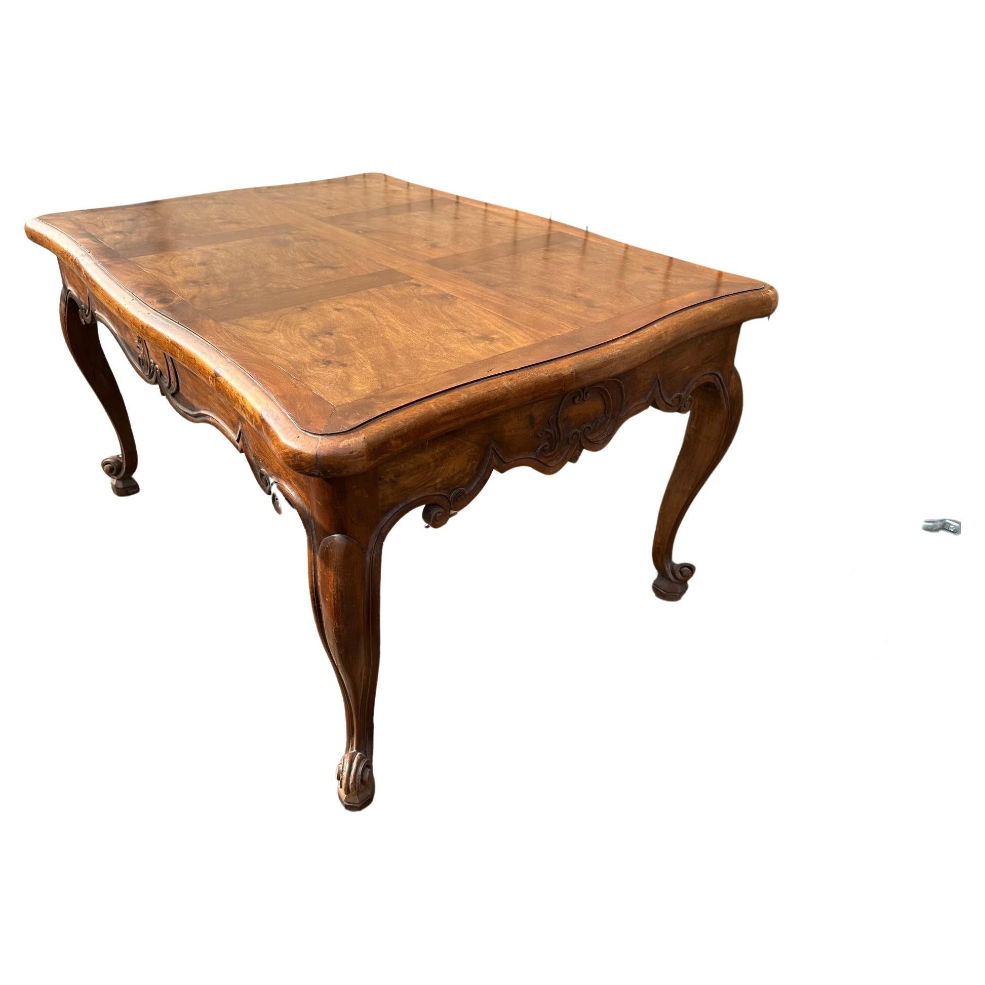 20th century French Louis XV Style Walnut Table For Sale at 1stDibs