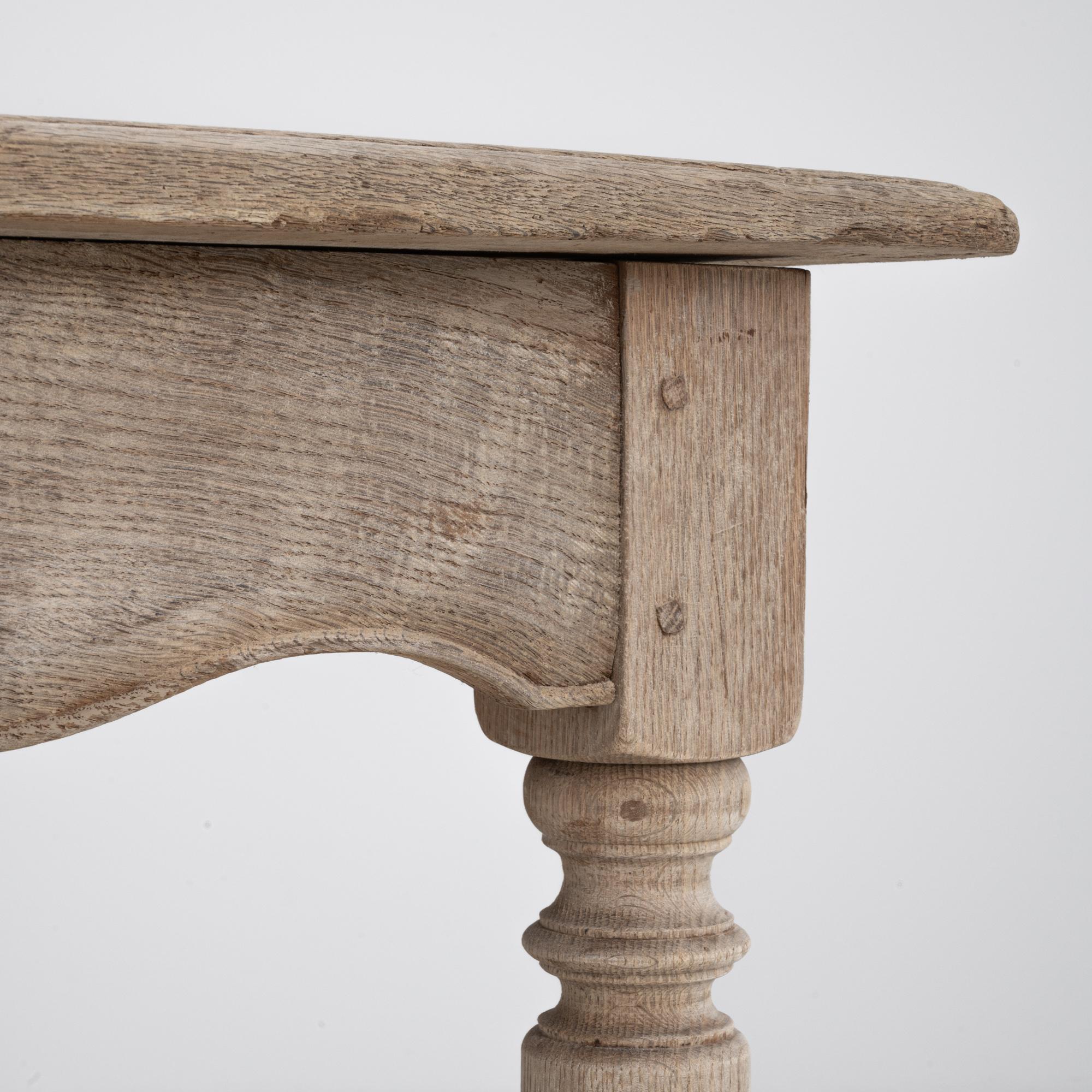 20th Century French Oak Dining Table For Sale at 1stDibs