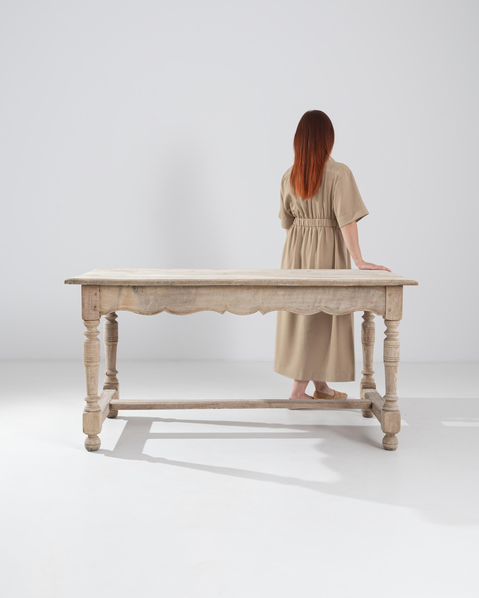 20th Century French Oak Dining Table For Sale at 1stDibs