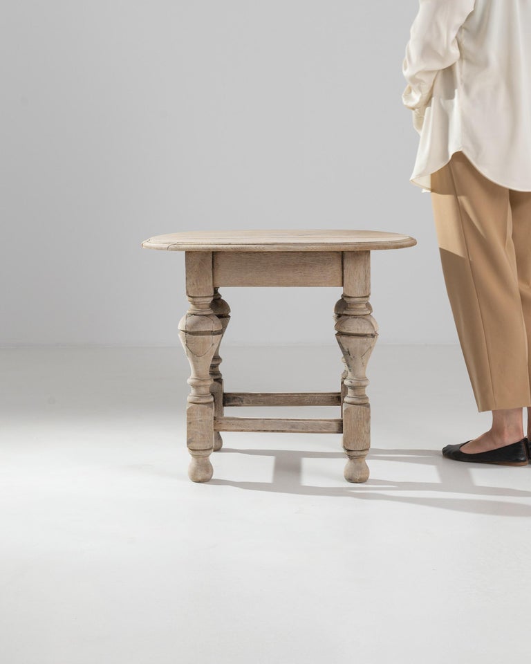 20th Century French Oak Side Table For Sale at 1stDibs