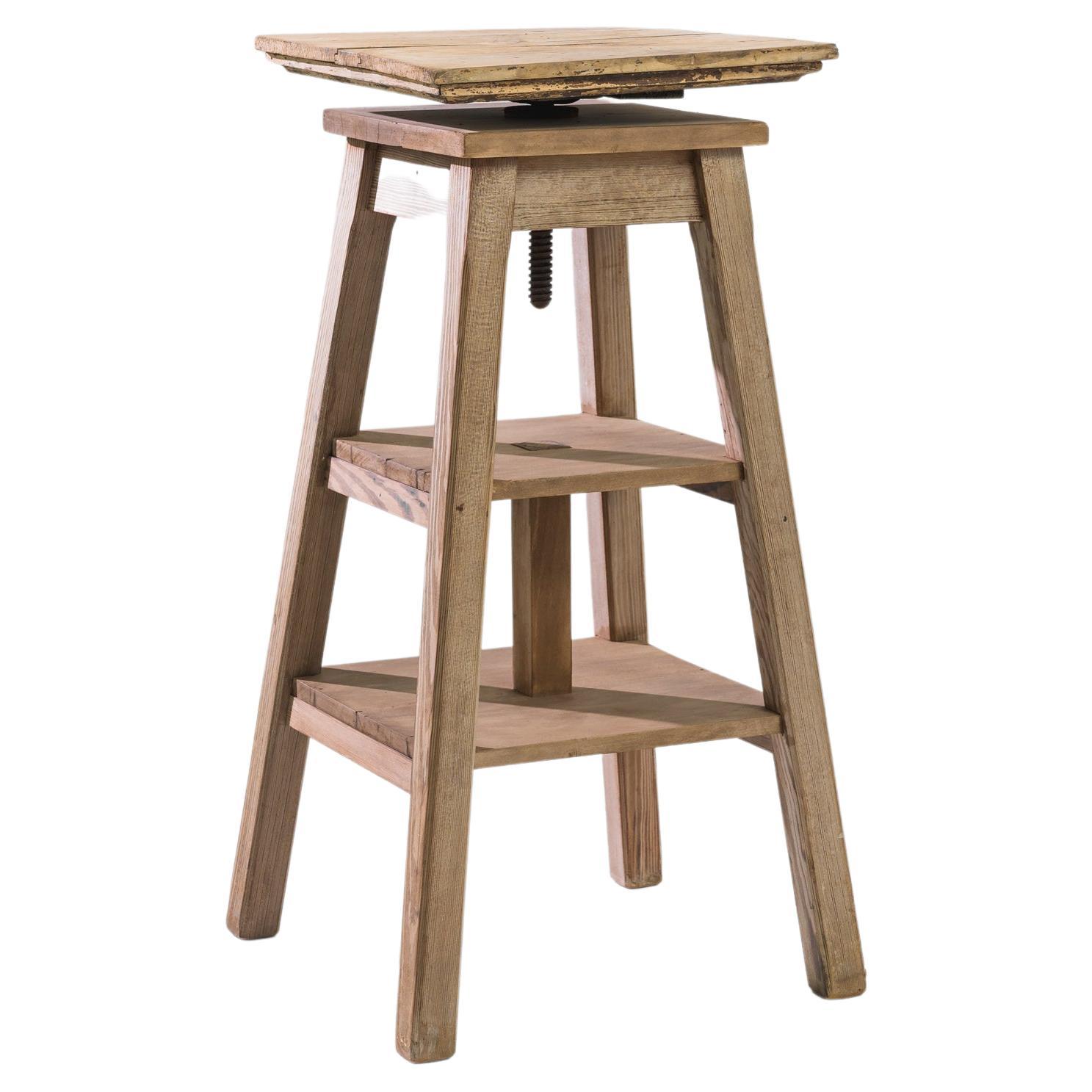 20th Century French Sculptor’s Stand For Sale at 1stDibs