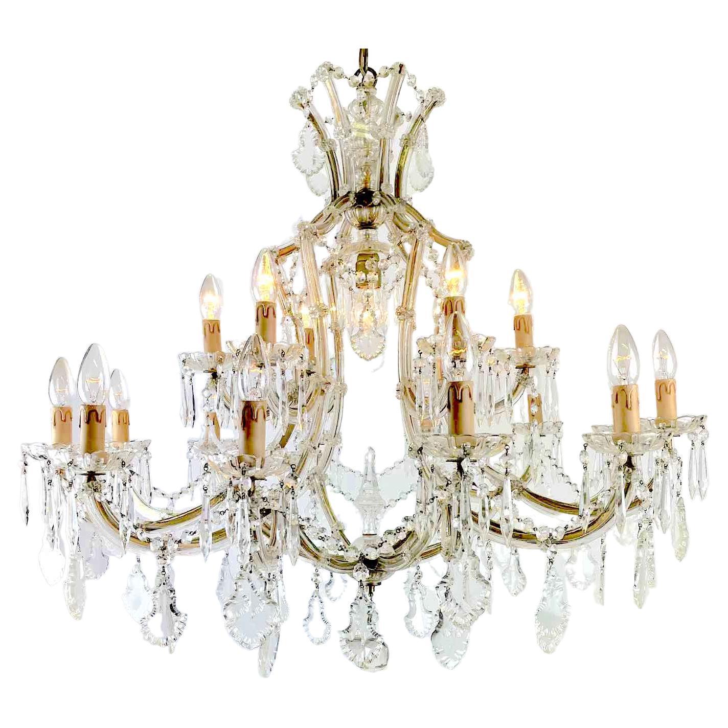 Mid-Century Italian Marie Antoinette Style Chandelier For Sale at 1stDibs