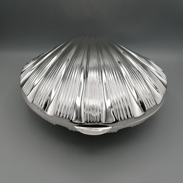 20th Century Italian Silver Boxes Shell-Shaped on feet with gilted ...