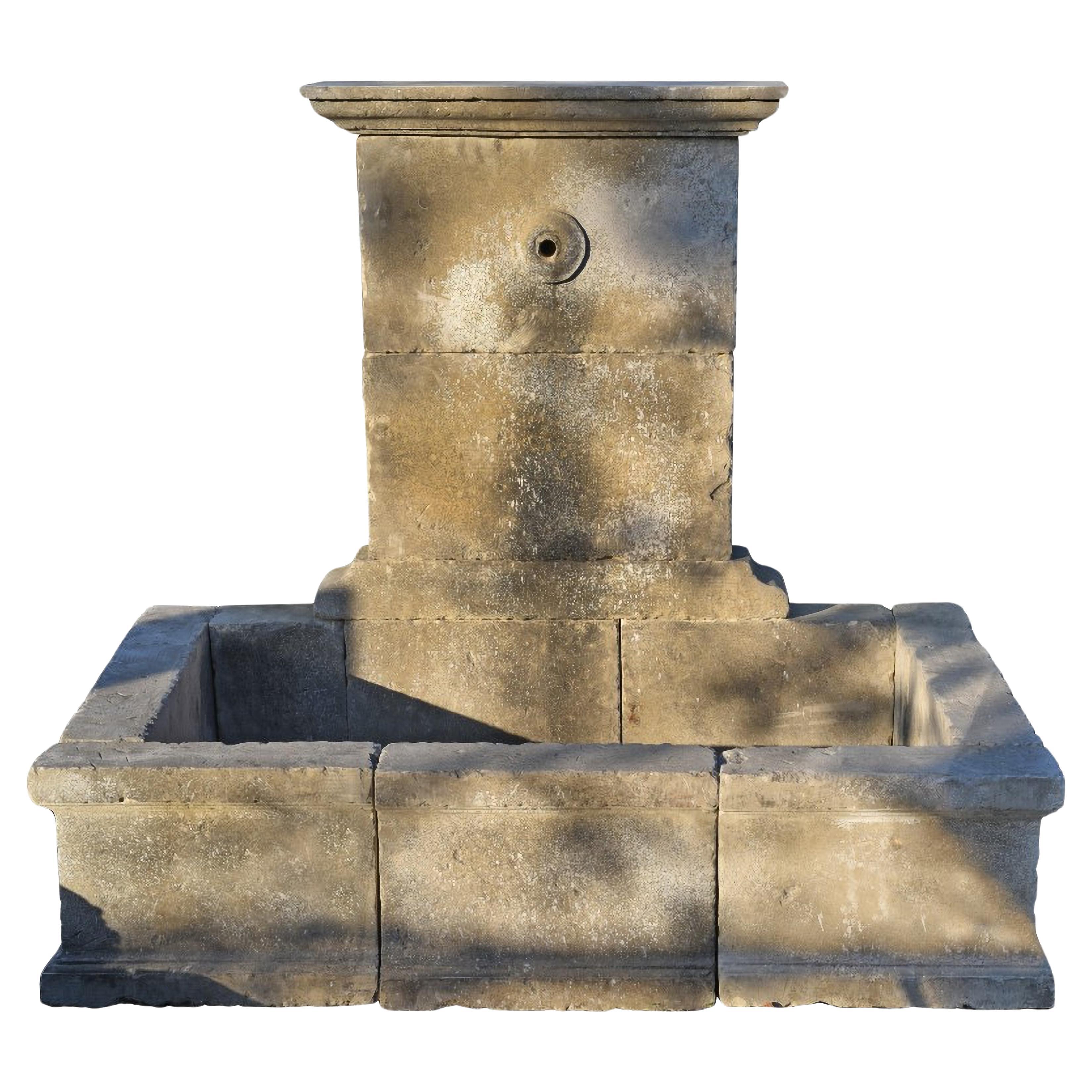 ITALIAN STONE FOUNTAIN WITH WASHBASIN 20th Century For Sale at 1stDibs