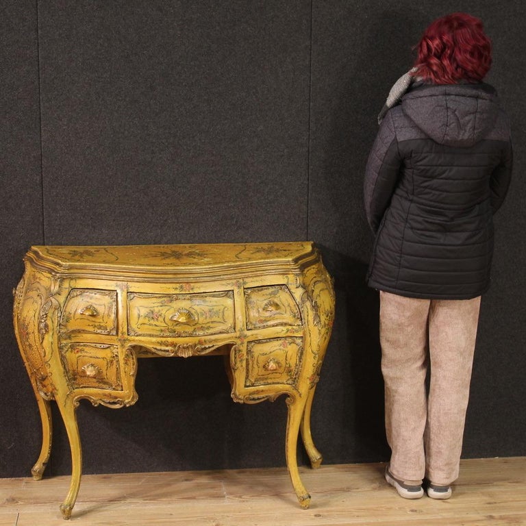 20th Century Lacquered and Painted Wood Venetian Dressing Table with ...